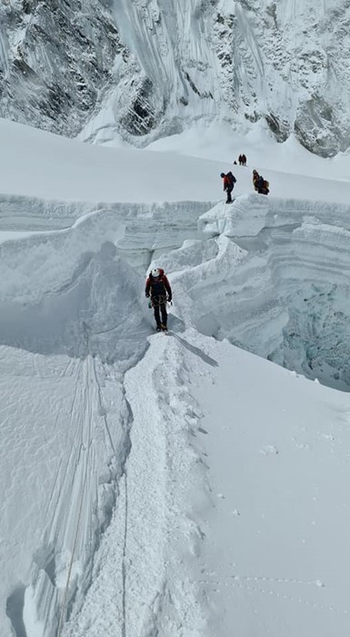 Mario Celinić na Mount Everestu - Hrvatski planinarski savez