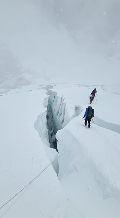 Mario Celinić na Mount Everestu - Hrvatski planinarski savez