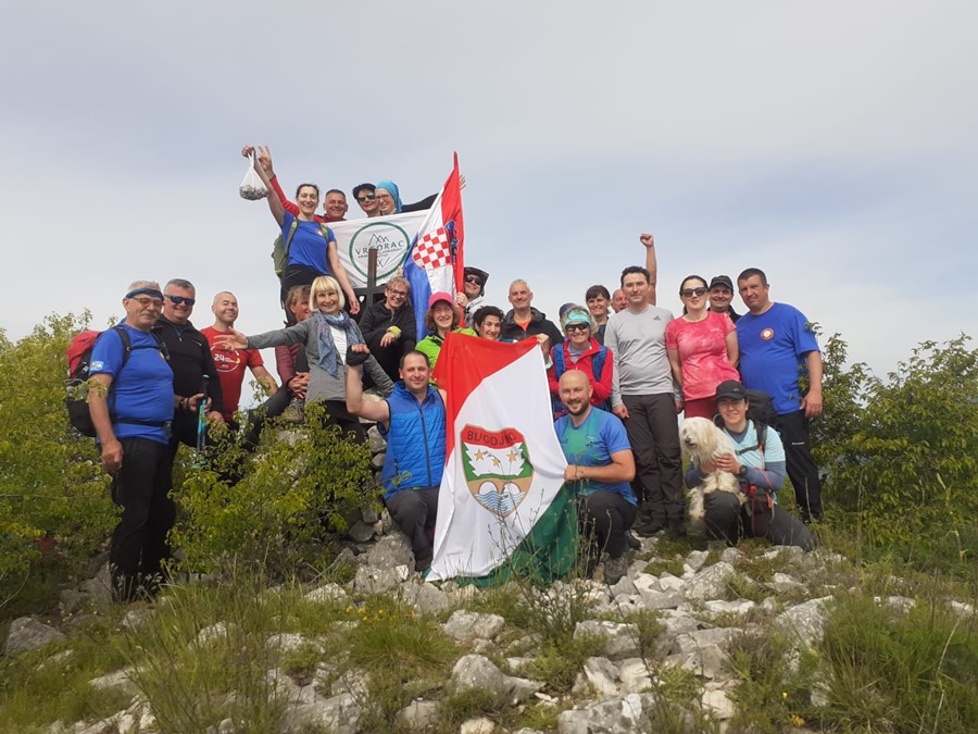 Tri vrha - Hrvatski planinarski savez